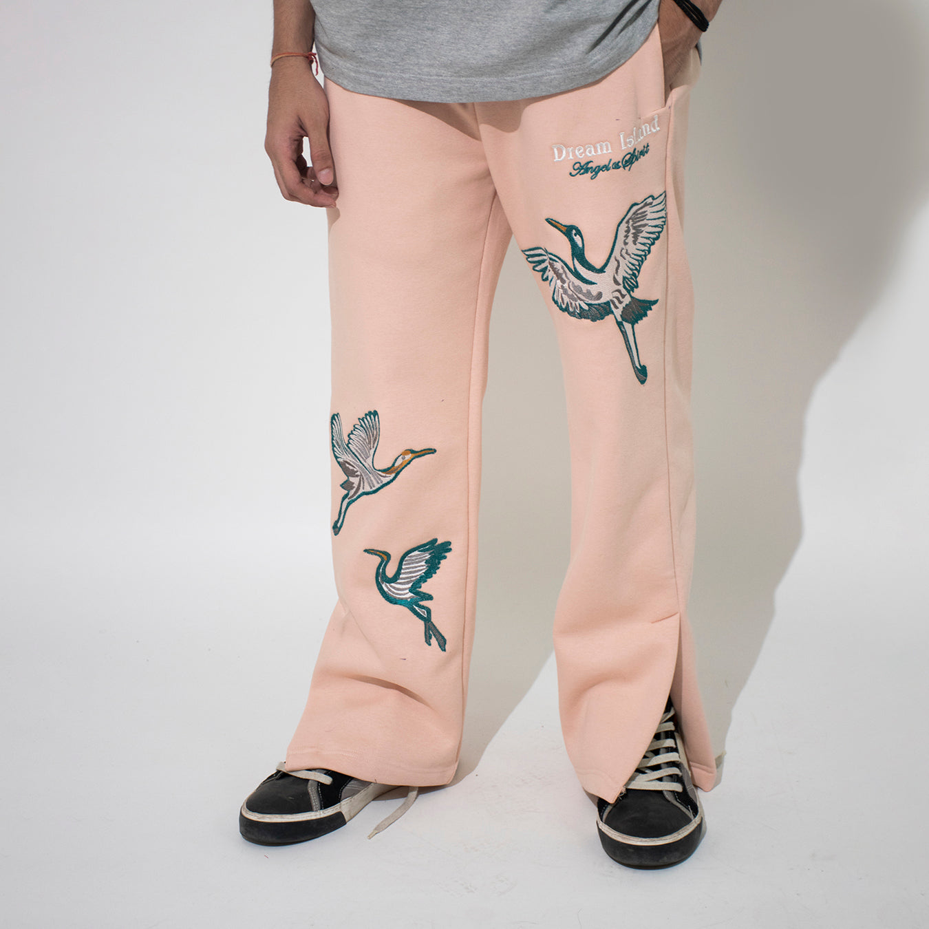 ANGEL'S SPIRIT SWEATPANTS - CREAM (UNISEX) – Dream Island